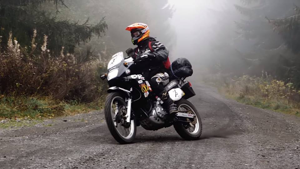 Permis A2 : 10 raisons de choisir un vieux trail - Viedemotard.fr