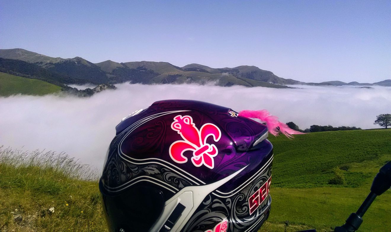 Stage route et circuit avec Serge Nuques au Pays Basque - Viedemotard.fr